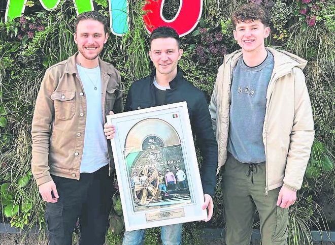 The Tumbling Paddies pick up album award - The Fermanagh Herald