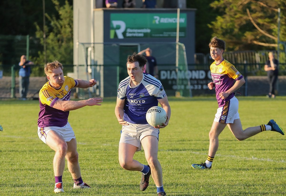 Mid-table battle goes the way of visitors Devenish - The Fermanagh Herald